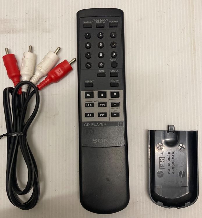 Sony CDP-XE330 CD Player (Gebraucht) in Lausen für CHF 32 – mit ...