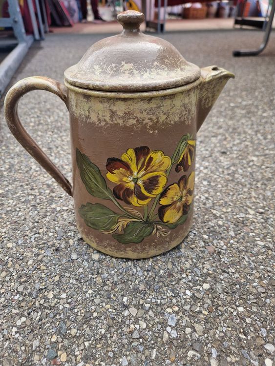 Krug mit Deckel (Gebraucht) in Benken für CHF 8 – mit Lieferung auf Ricardo kaufen