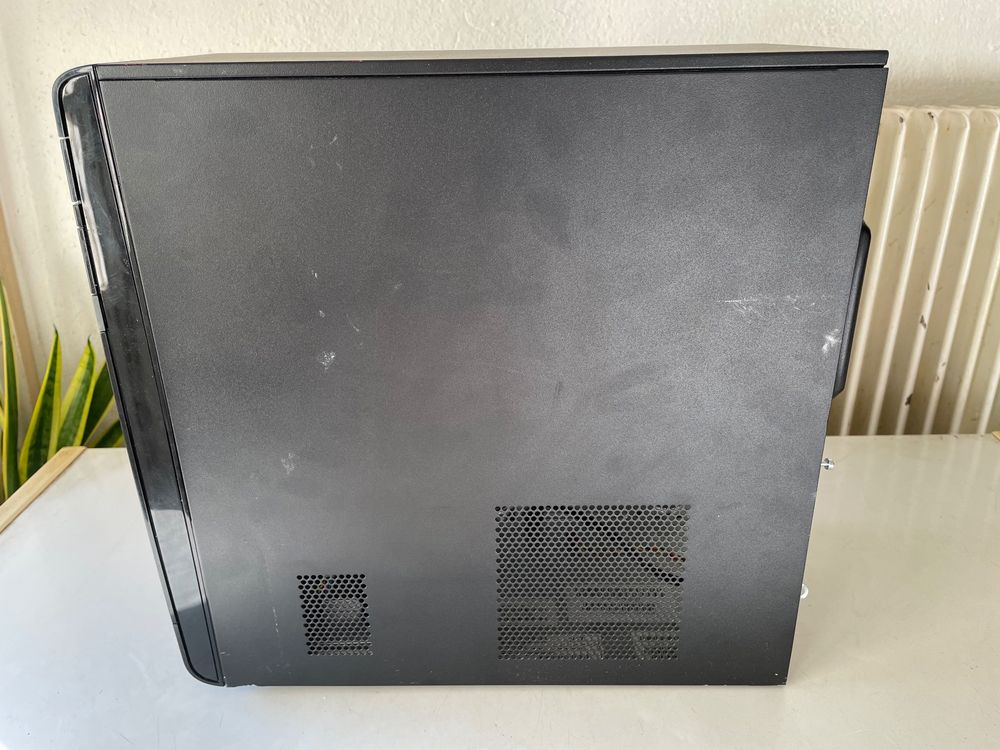 Tour pc compaq cq2000pc (Gebraucht) in für CHF 5.5 – mit Lieferung auf ...