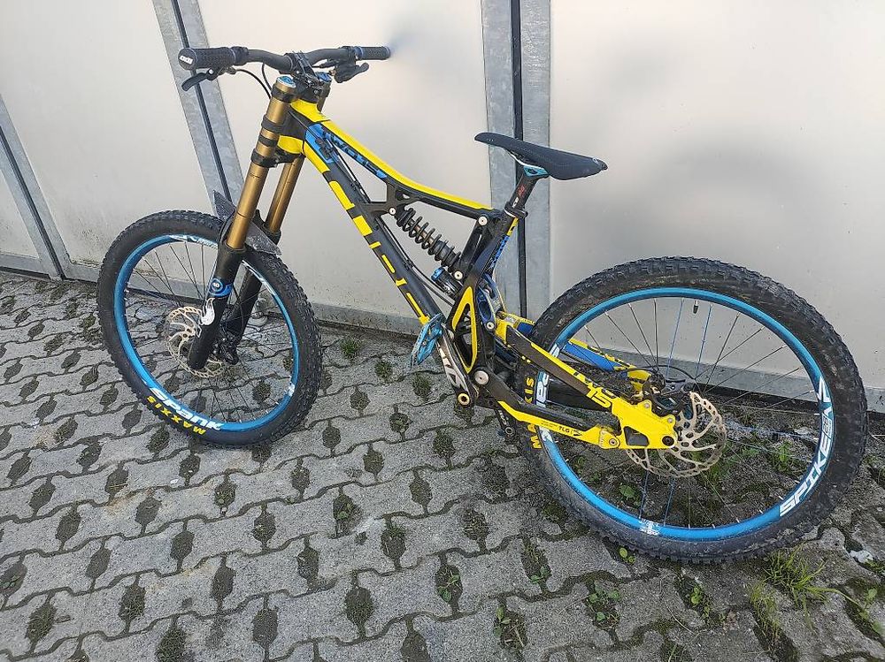 Downhill Bike CUBE (Gebraucht) in Walchwil für CHF 1200 – nur Abholung ...