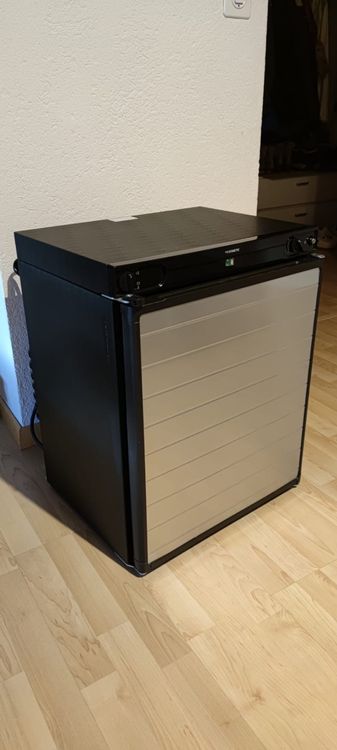 Dometic RF 60 GAS 12V 230V 60l Kühlschrank (Gebraucht) in Schönengrund ...