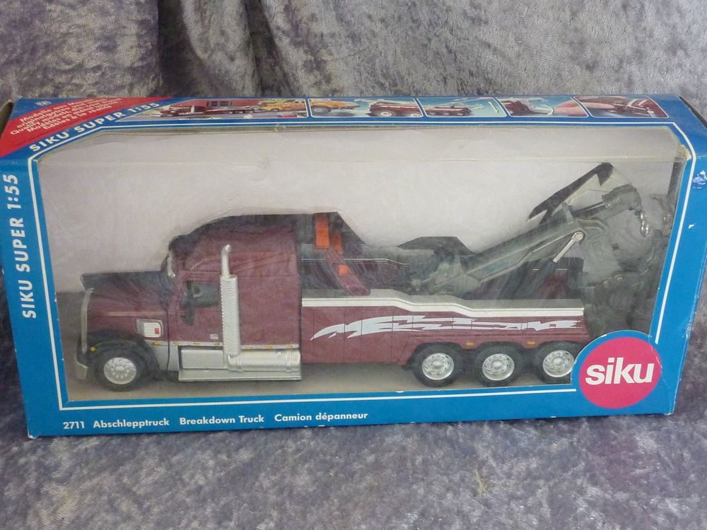 Freightliner Abschlepptruck 1:55 Siku 2711 (Neu (gemäss Beschreibung ...