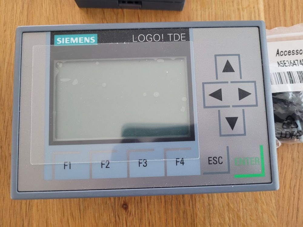 Siemens LOGO! mit Display (Gebraucht) in für CHF 106 – mit Lieferung ...