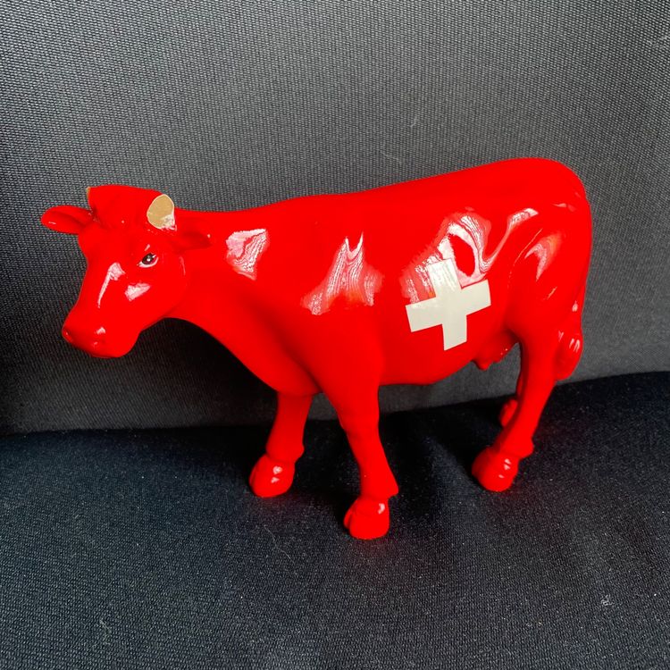 Vache miniature "Drapeau Suisse" en Resine | Kaufen auf Ricardo