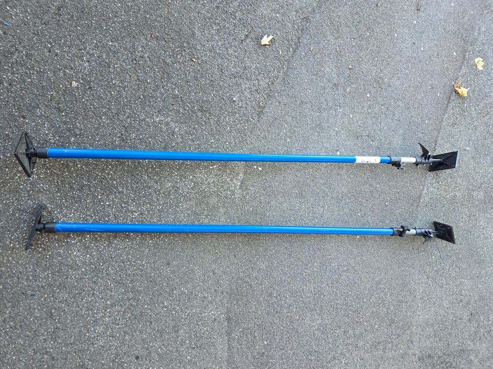 Stützen Stangen verstellbar (Gebraucht) in Lustmühle für CHF 1 – nur ...