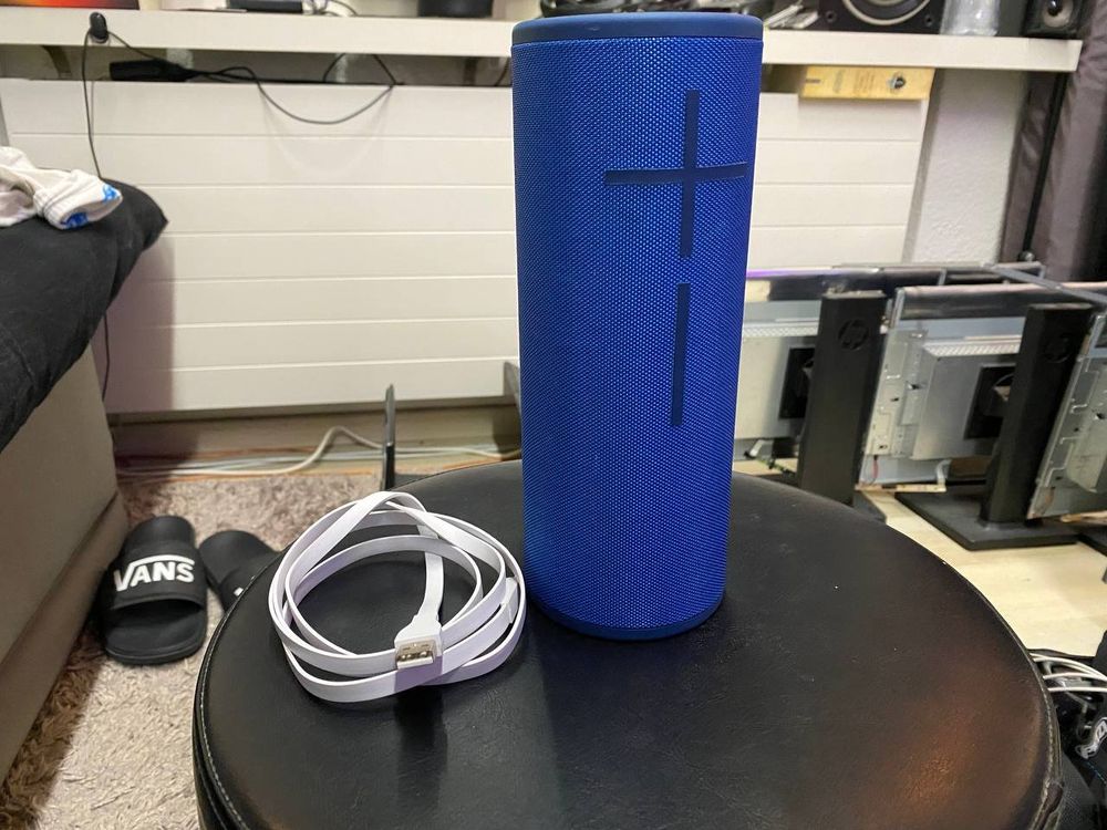 UE Megaboom 3 - Blue (1) (Gebraucht) in Richterswil für CHF 71 – mit ...