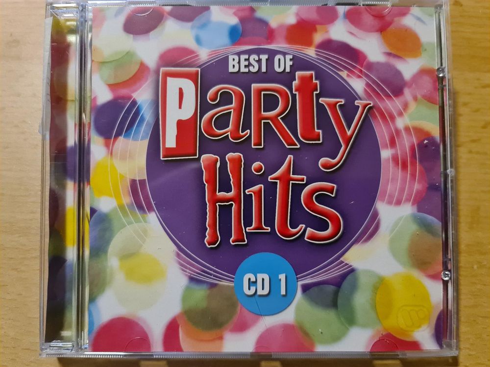 Best of Party Hits cd1 (Gebraucht) in Dintikon für CHF 2.5 – mit Lieferung auf Ricardo kaufen