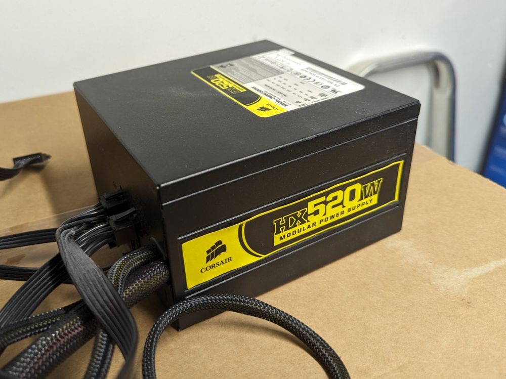 Corsair HX520W PSU Netzteil | Kaufen auf Ricardo