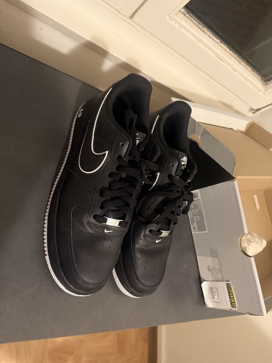 Air force one Black and White edition (Neuf (Voir description)) à ...