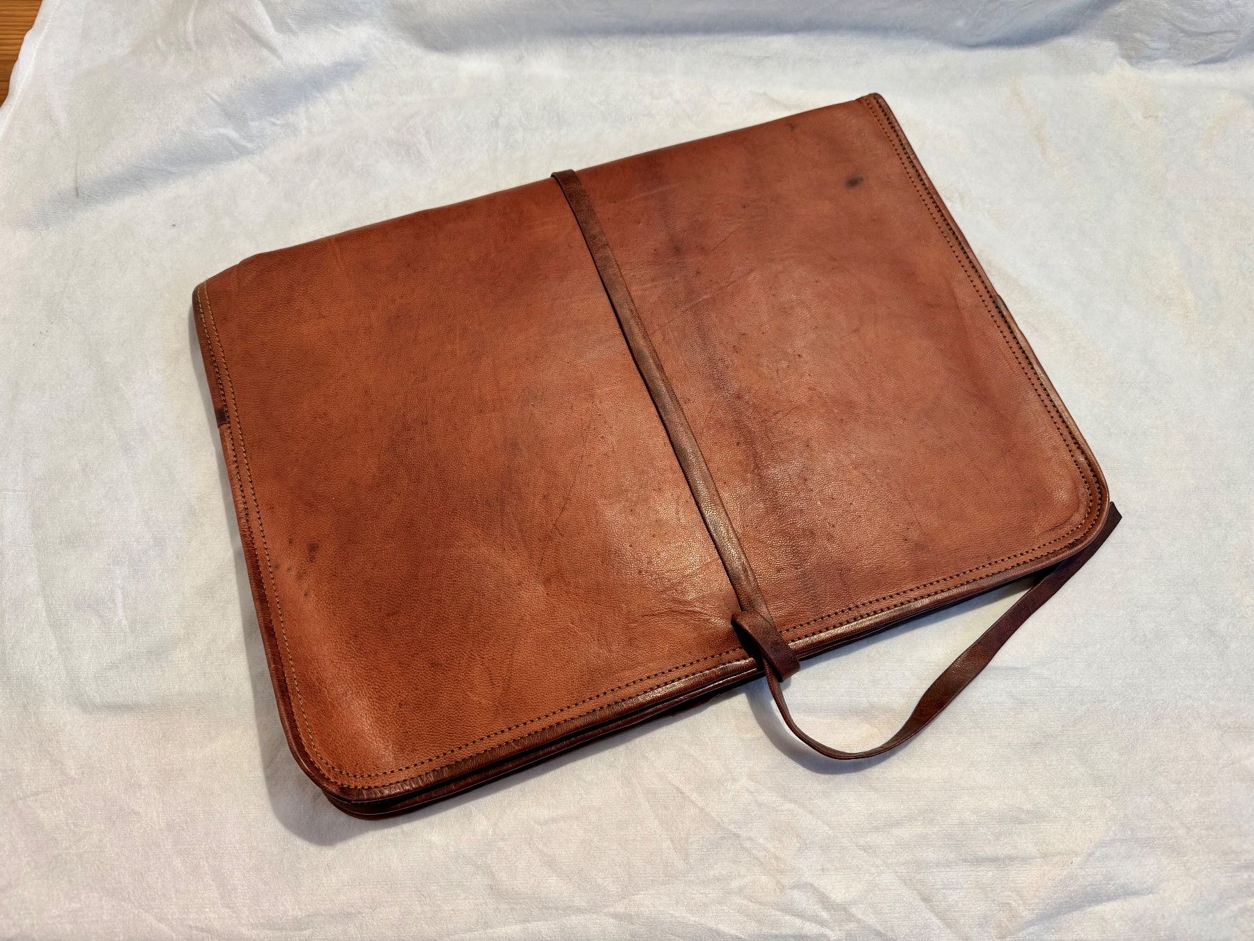 Edle Leder-Laptop Tasche (15-16") von Gusti Leder – Wie Neu! (Gebraucht ...