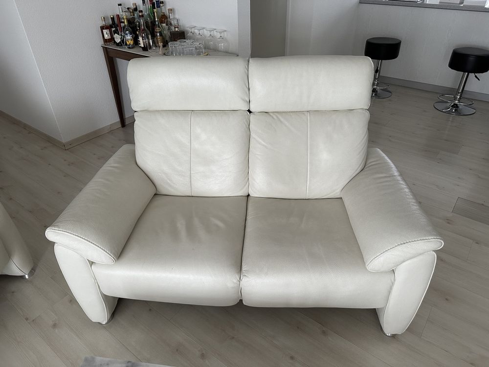 Ledersofa 2er- und 3er-Sitz weiss (Gebraucht) in Gossau SG für CHF 300 – nur Abholung auf ...