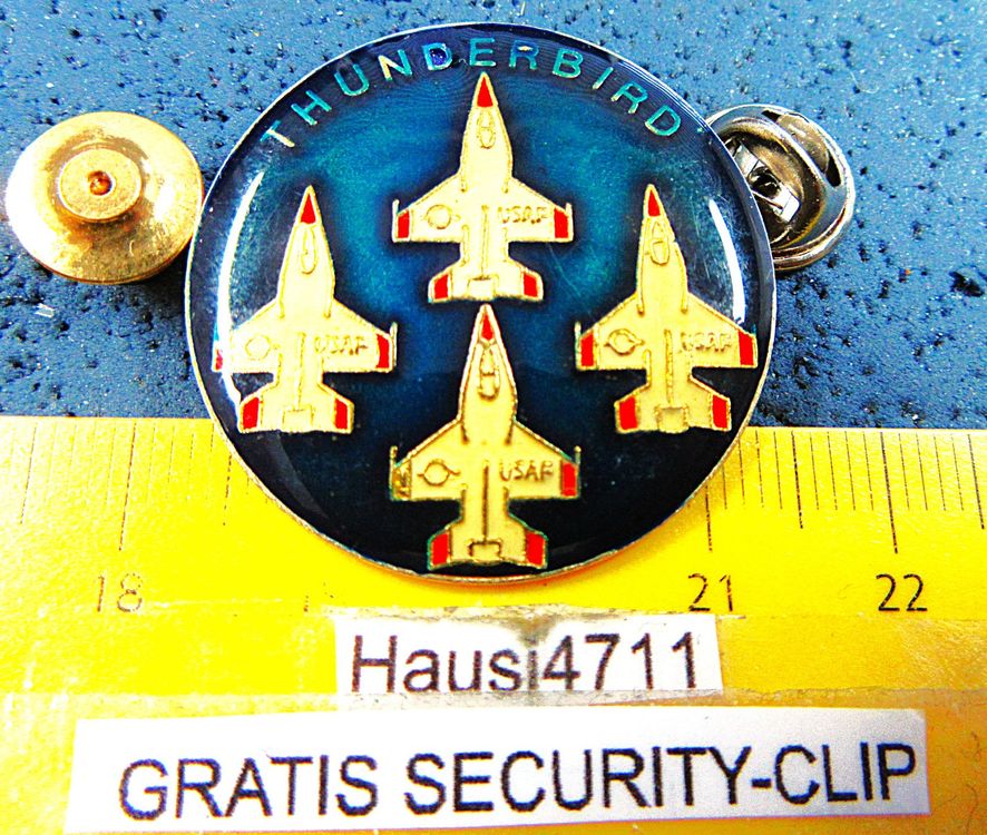 THUNDERBIRD US AIR FORCE STAFFEL PIN GLASIERT 32mm GROSSS (Gebraucht) in Ettingen für CHF 4.95 ...