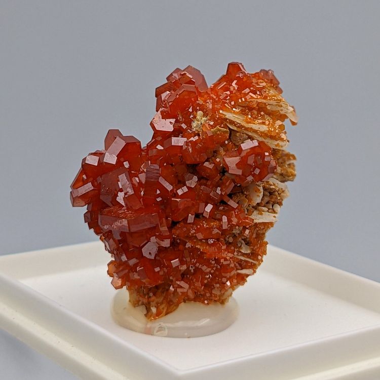 Blutrote VANADINIT-Stürme auf BARIT (Nuovo (secondo la descrizione)) a ...