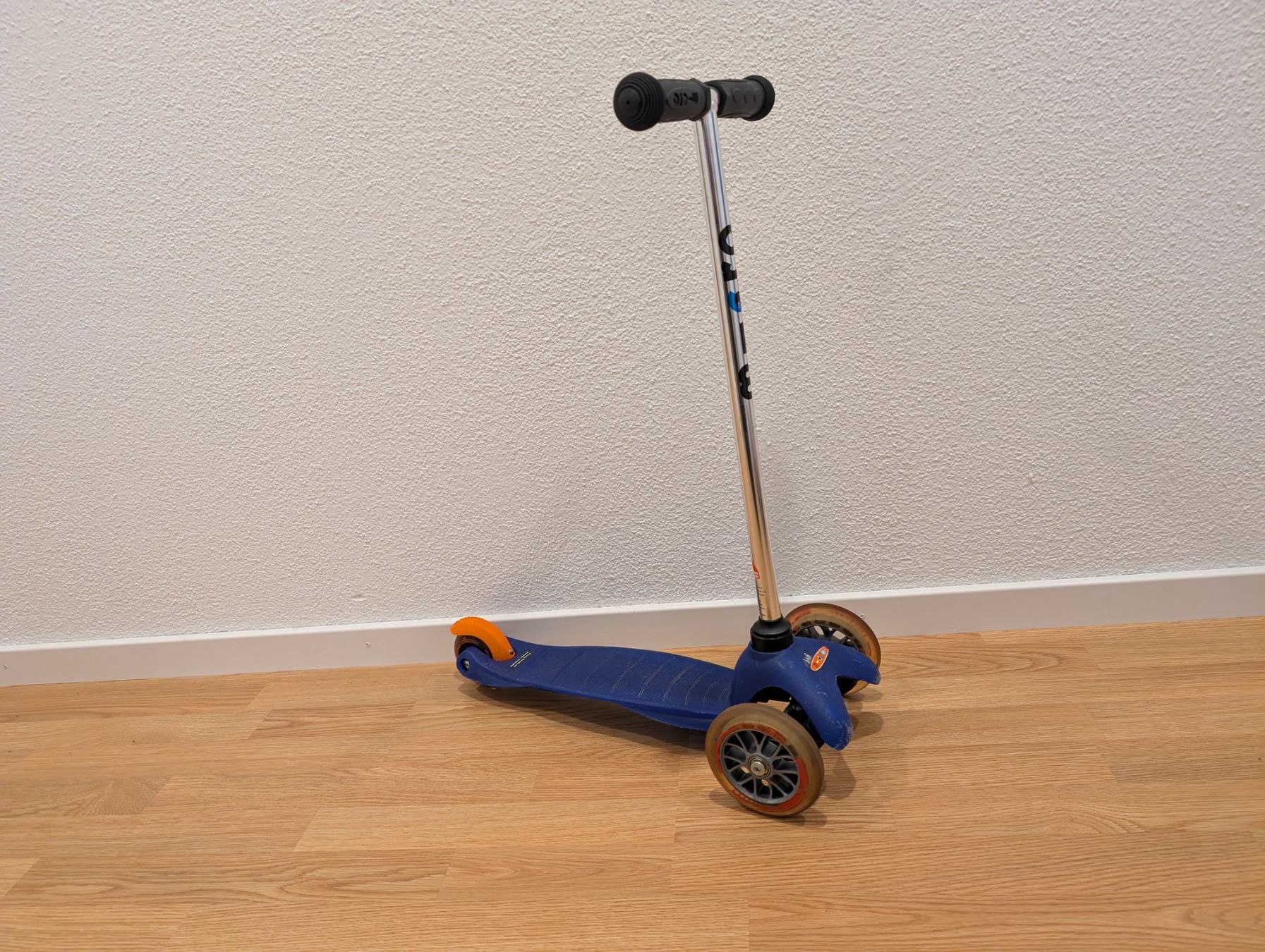 micro mini 3in1 Scooter Kickboard Trottinett Sitz 1-5 Jahre (Gebraucht ...