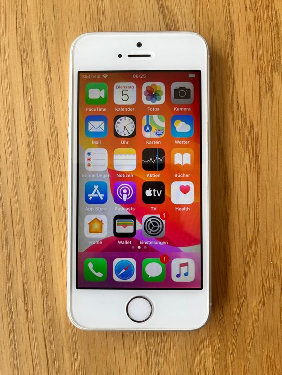 Apple iPhone SE (1. Gen), 16 GB, Silber (Gebraucht) in Zollikofen für ...
