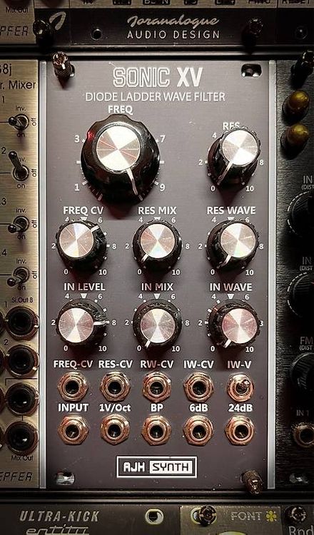 Ajh Synths SONIC XV diode ladder filter Eurorack Module (Gebraucht) in ...