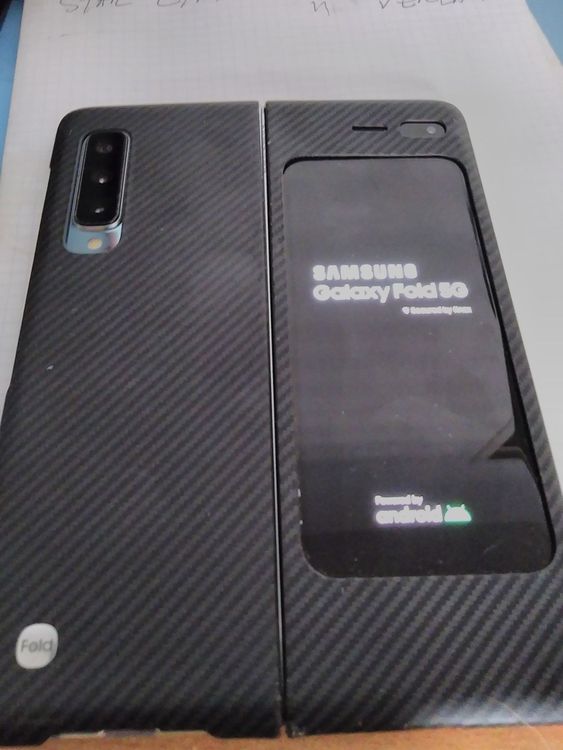 Samsung Galaxy Z flop defekt-Kapput (Defekt) in Zurich für CHF 60 – mit ...