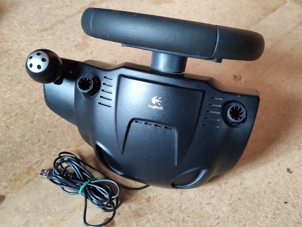 Logitech Driving Force Pro - PS2/PS3/PC Lenkrad (Gebraucht) in für CHF ...
