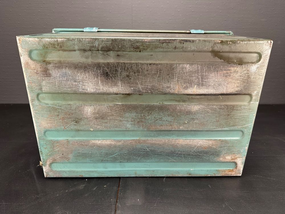 Schäfer Box mit Deckel, Industrial Design (Gebraucht) in Laufenburg für ...