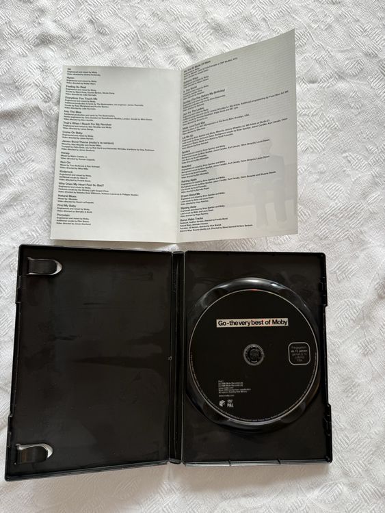 DVD Go – The Very Best of Moby (Gebraucht) in Uster für CHF 45 – mit ...
