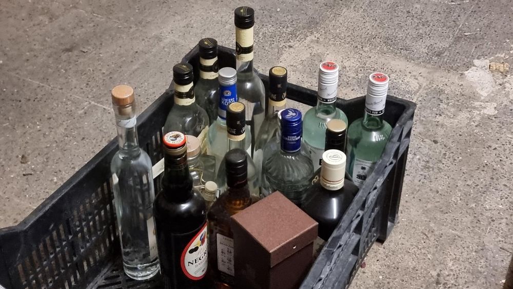 Spirituosen / Schnaps NEU 1 Kiste ungeöffnet OVP (Neu (gemäss ...