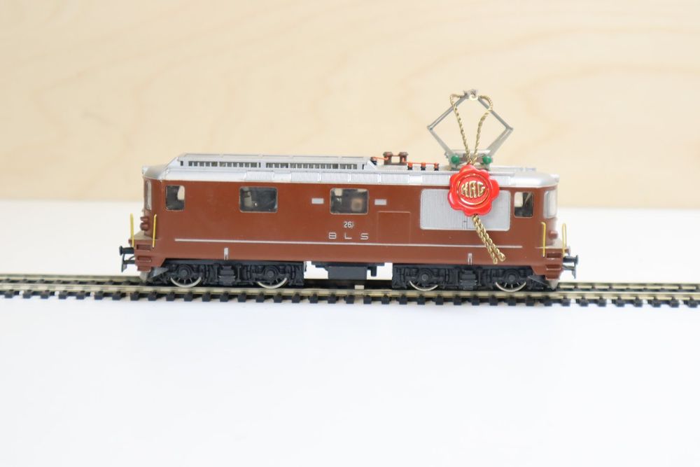 HAG BLS Re 4/4 E-Lok Nr. 180 - AC (Gebraucht) in Winterthur für CHF 99 – mit Lieferung auf ...