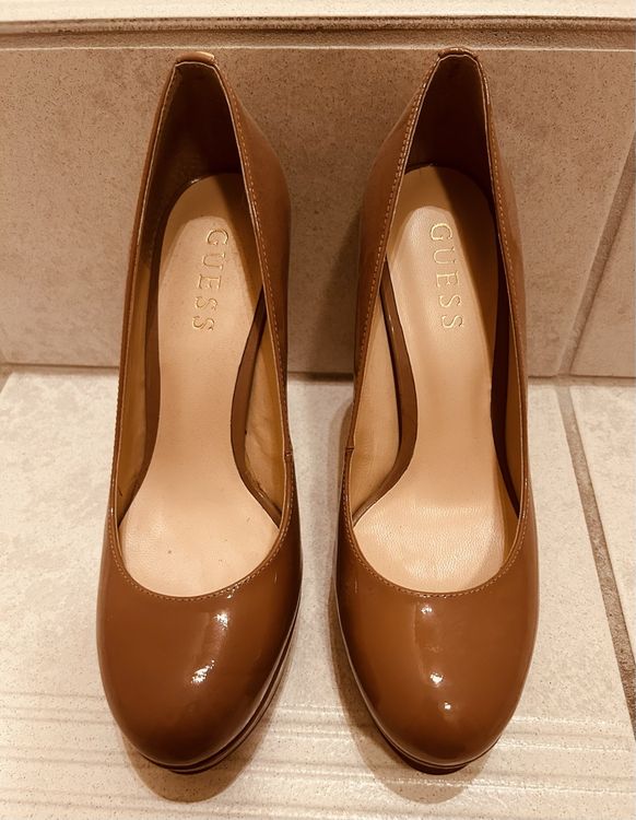 GUESS plateu-pumps (Gebraucht) in Tägerwilen für CHF 30 – mit Lieferung ...