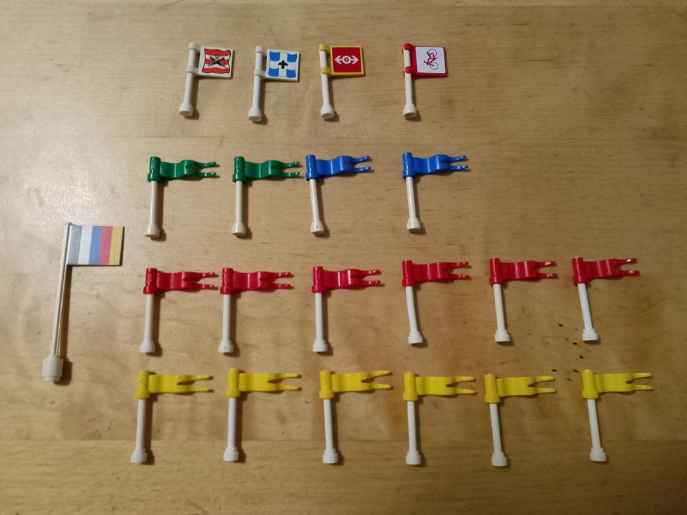 Lego Fahnen, Flaggen, Wimpel (Gebraucht) in Winterthur für CHF 5 – mit ...