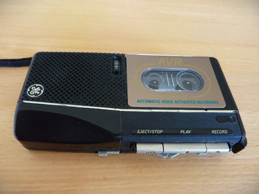 Microcassette Recorder (AVR) Fr. 6.-- (Gebraucht) in Zürich für CHF 12 ...