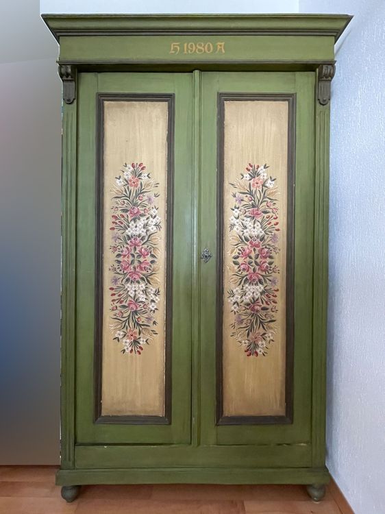 Wunderschone Restauration Alter Schrank Fotos