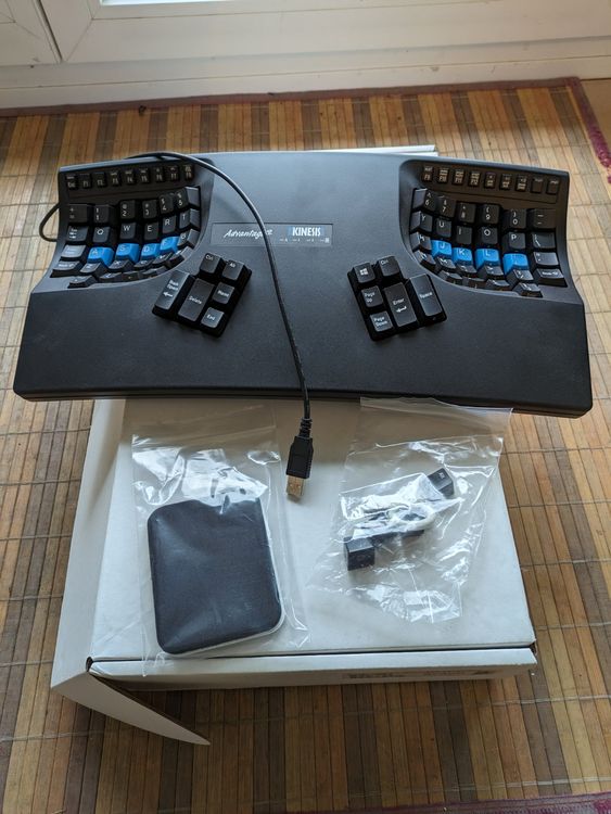 Ergonomisches USB Keyboard Kinesis Advantage 2 (KB600) (Gebraucht) in Zuerich für CHF 200 – mit ...