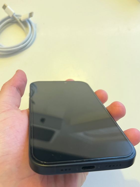 iPhone 16 128GB 100% akku wie neu ab 1. (Gebraucht) in Interlaken für ...