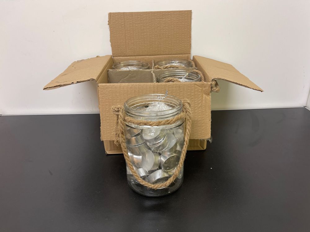 Neu Restposten Glas Laterne gefüllt mit Teelichter (4x) (Neu und originalverpackt) in Inwil für ...