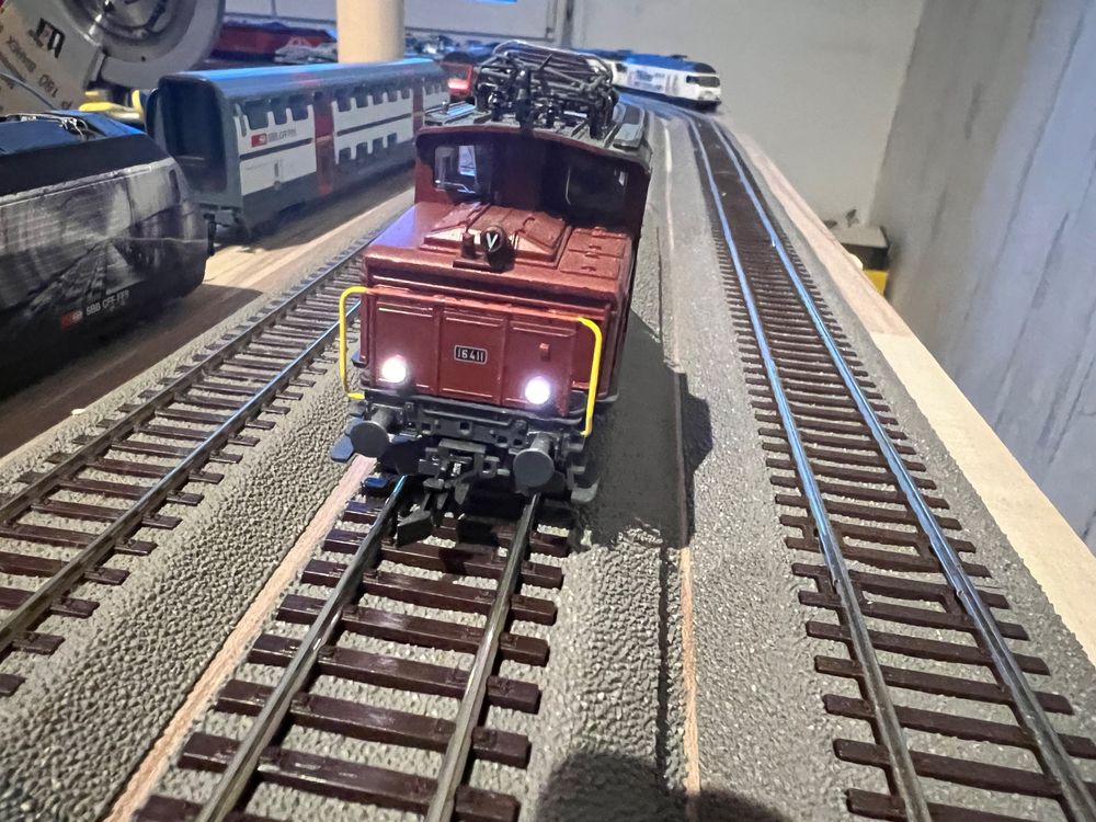 Roco Ee 3/3 No 16411, digitalisée (Gebraucht) in Les Avanchets für CHF ...