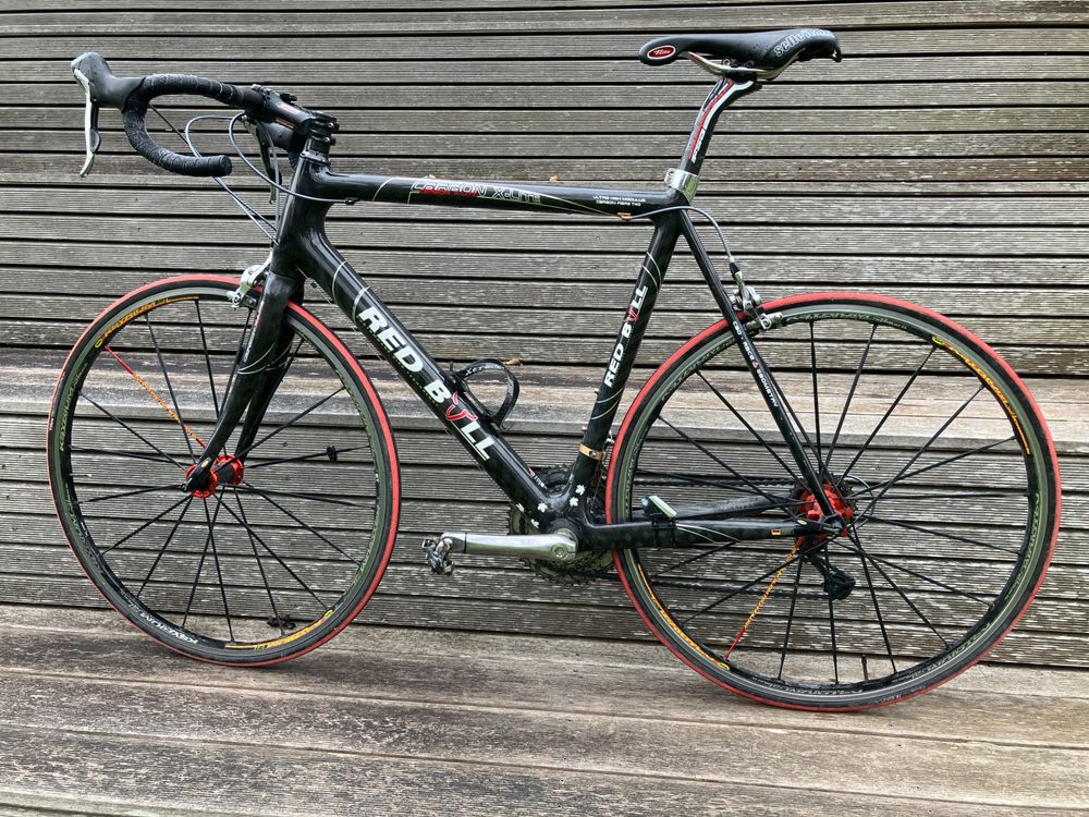 Carbon Rennvelo von Red Bull / Rose (Grösse L) X-Lite (Gebraucht) in ...