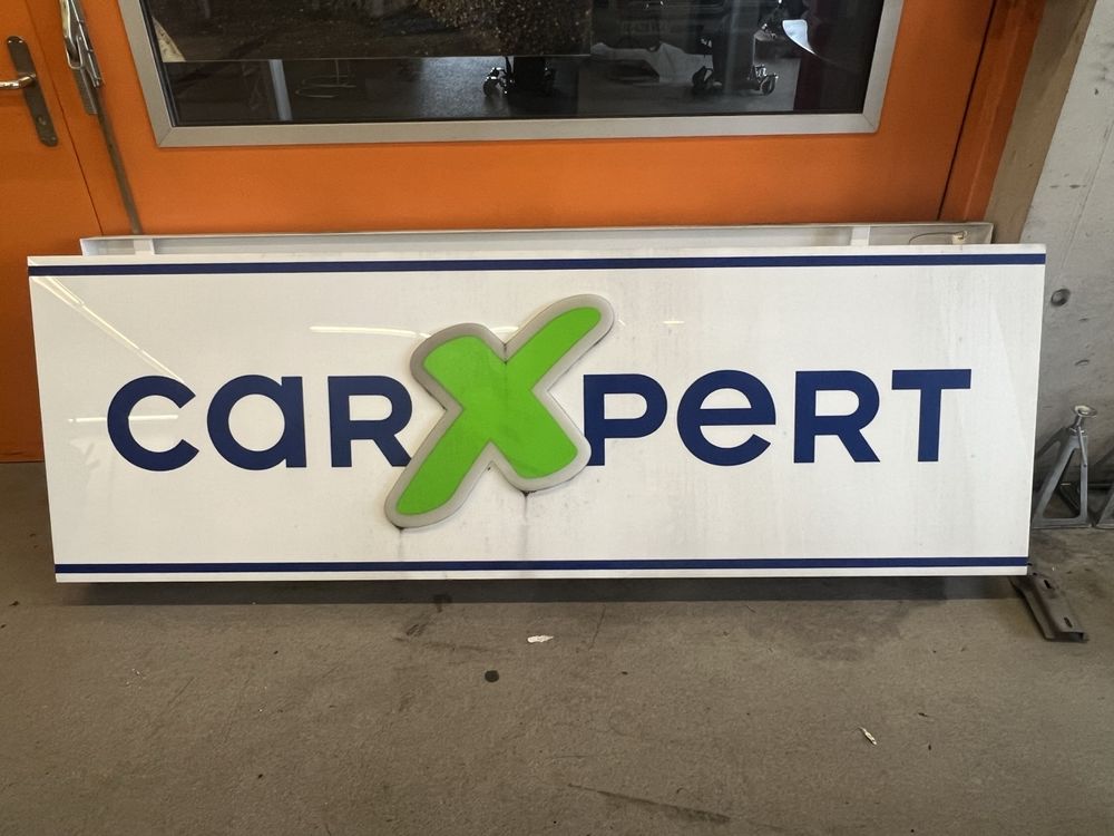 Carxpert Leuchtreklame 2m lang (Gebraucht) in Riniken für CHF 50 – nur ...