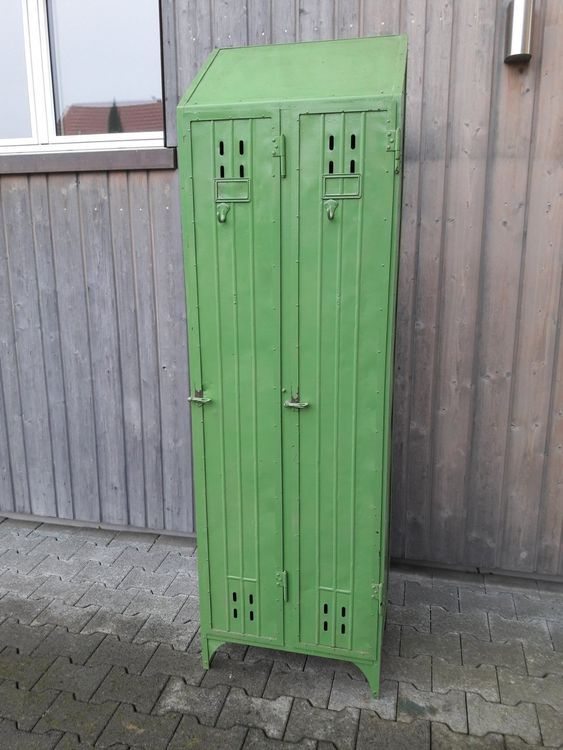 Alter Industrie Spint (Gebraucht) in Buch am Irchel für CHF 90 – nur Abholung auf Ricardo kaufen