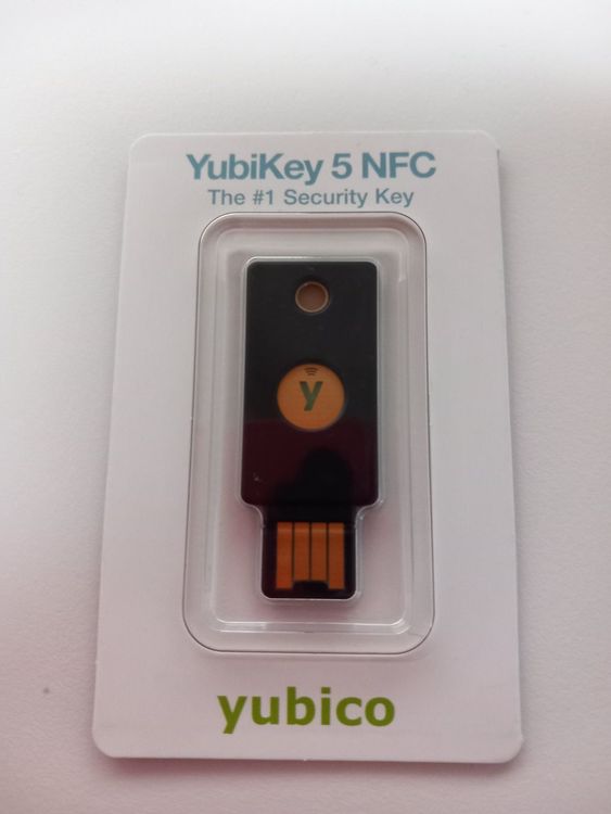 YubiKey 5NFC Sicherheitsschlüssel - für die digitale Welt (Neu und originalverpackt) in Buttikon ...