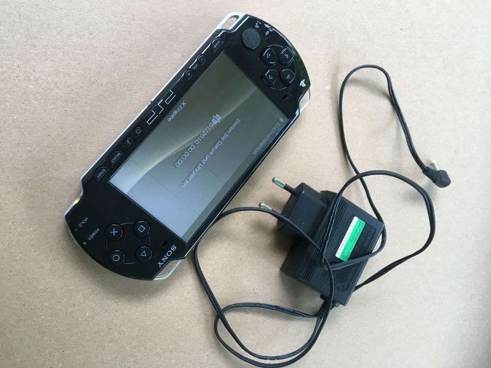 SONY PSP Spielkonsole PSP-2004 (Gebraucht) in St.Gallen für CHF 79 ...