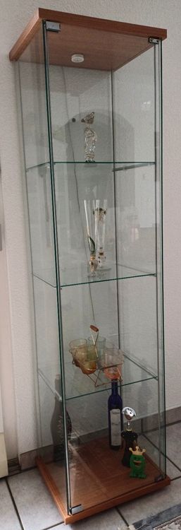 Ikea Glasvitrine Mit Beleuchtung