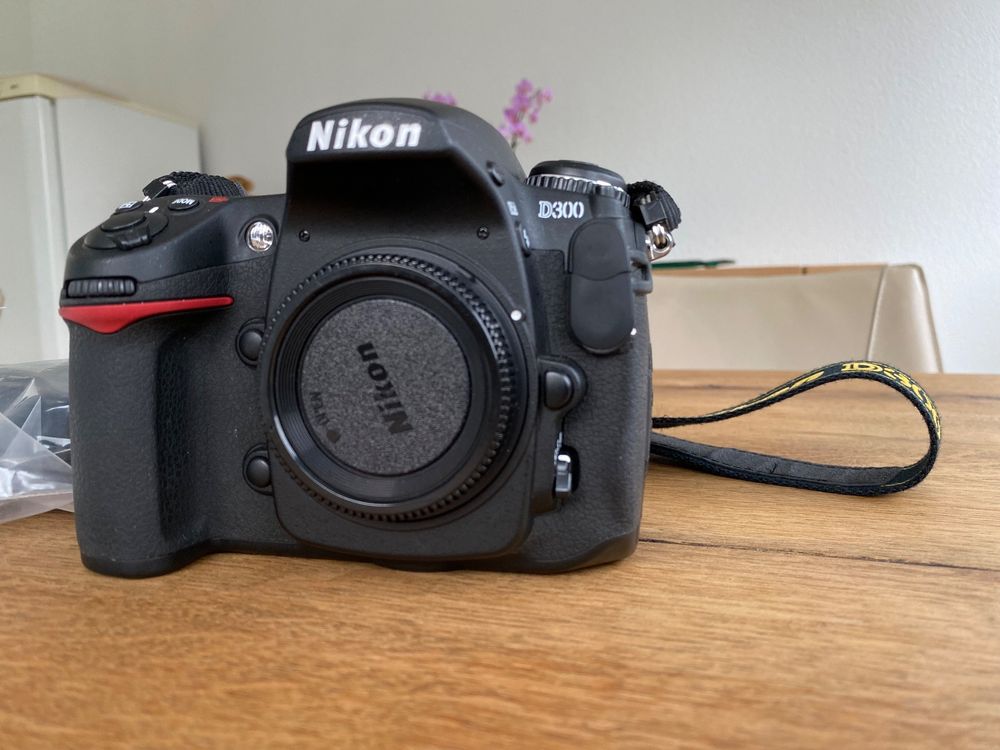 Nikon D300 (Gebraucht) in Altdorf UR für CHF 129 – mit Lieferung auf ...
