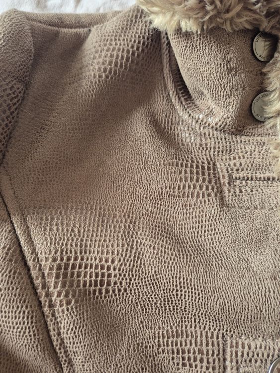 manteau un jour ailleurs (Gebraucht) in Genthod für CHF 150 – mit ...