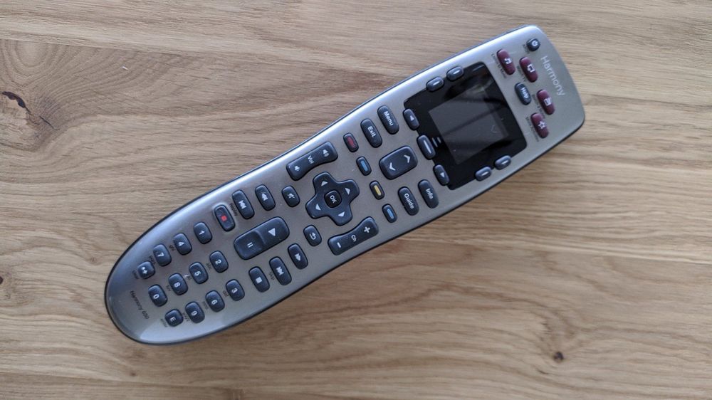 Logitech Harmony 650 | Kaufen auf Ricardo