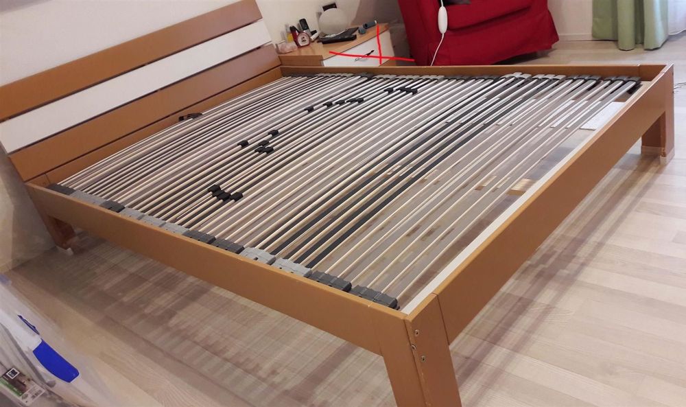 Futon-Bett 140x200cm mit Nachttisch | Kaufen auf Ricardo