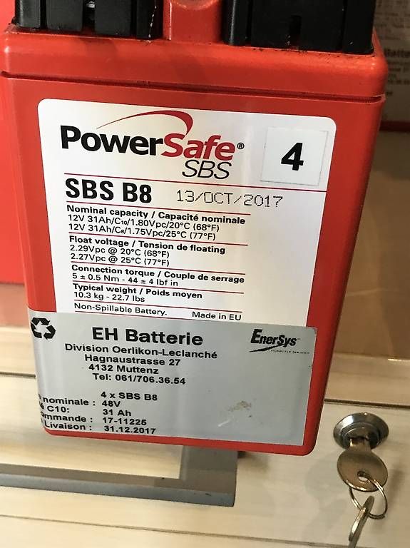 8x EnerSys PowerSafe SBS-B8 VRLA Battery 12.0v 31.0Ah (D'occasion) à ...