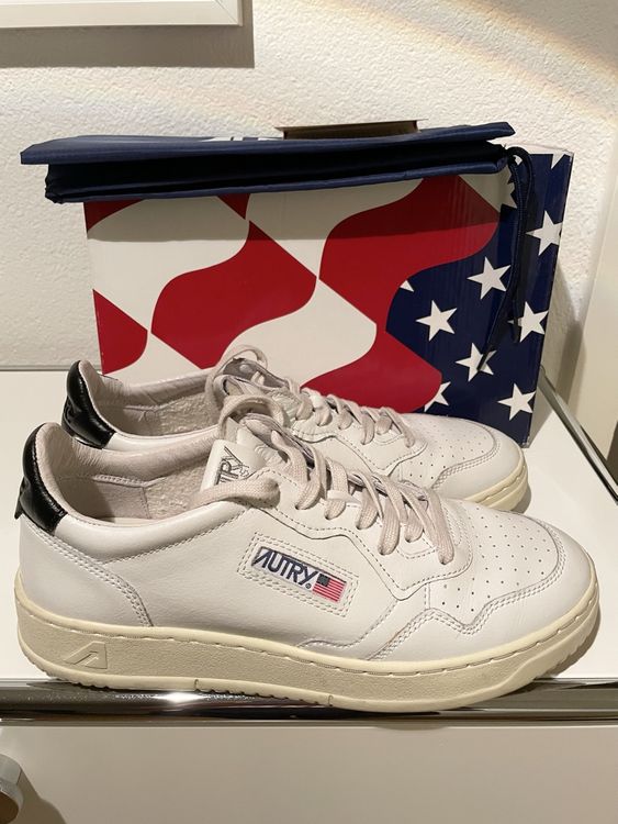 Autry Medalist Sneaker Weiss Gr. 42 (Gebraucht) in Zollikon für CHF 110 ...