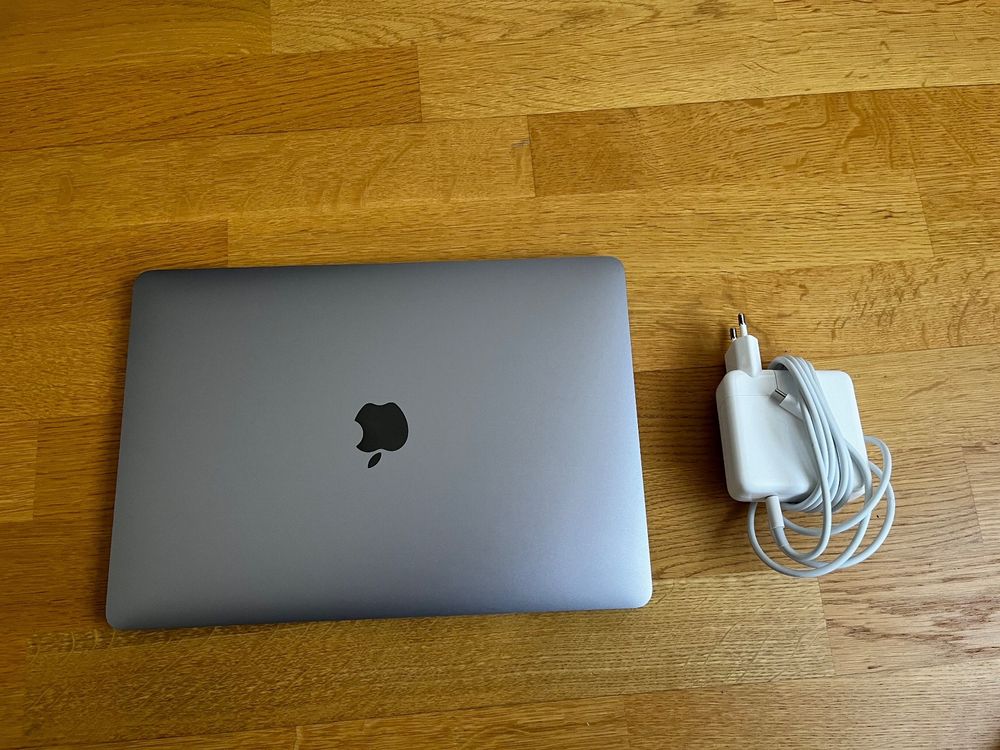 MacBook Pro 2020 13 M1 16GB 512GB mit Touchbar Space Grey | Kaufen auf ...