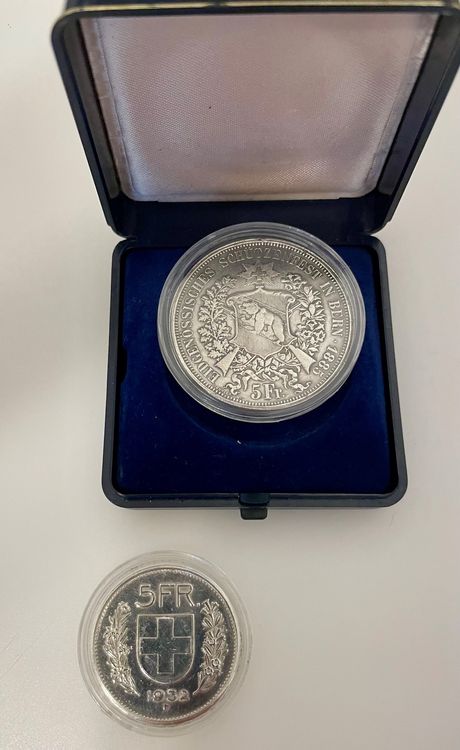 5 Franken 1885 + 1932 Mit Schutz und Koffer (Gebraucht) in Bulle für CHF 110 – mit Lieferung auf ...