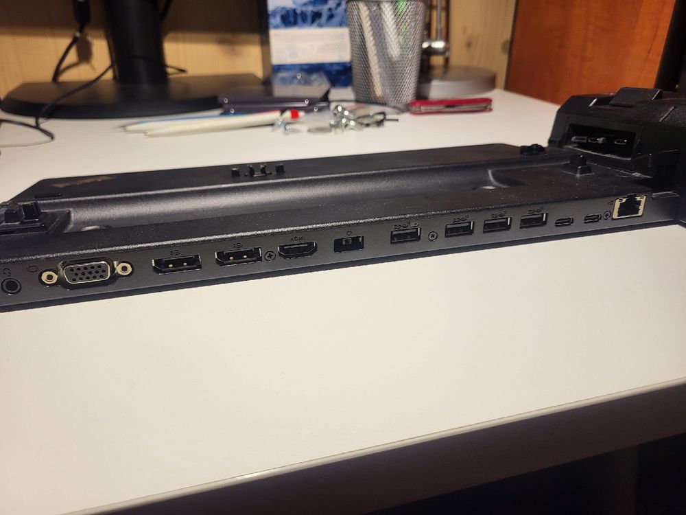 Lenovo ThinkPad Ultra Docking Station AJ40 (Gebraucht) in Solothurn für ...