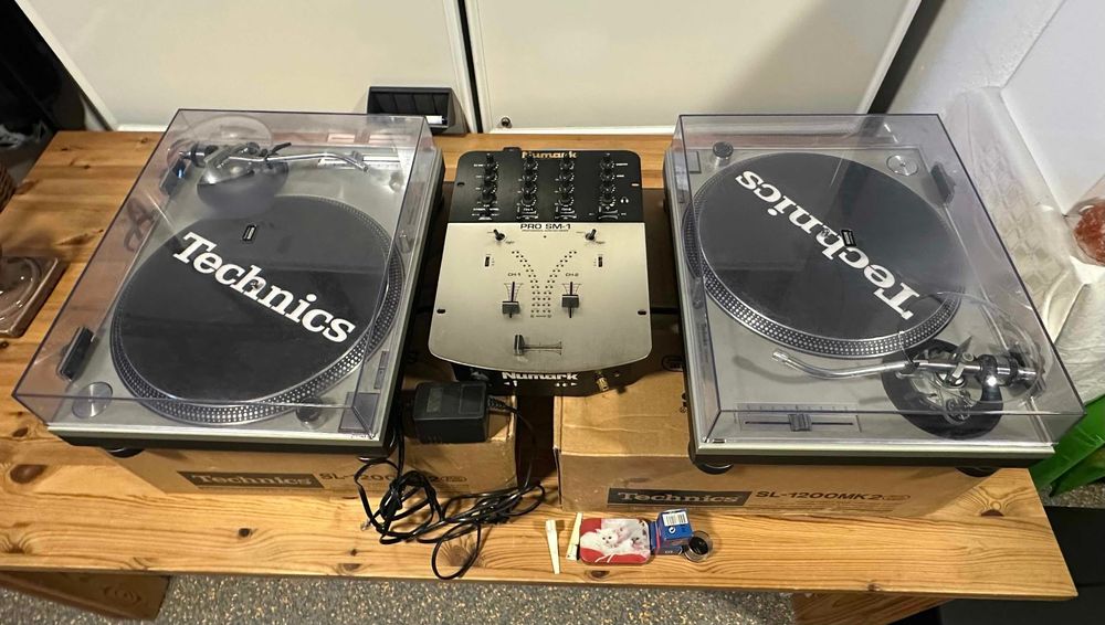 2x Technics SL-1200 MK2 Plattenspieler mit Numark PRO-SM1 | Kaufen auf ...